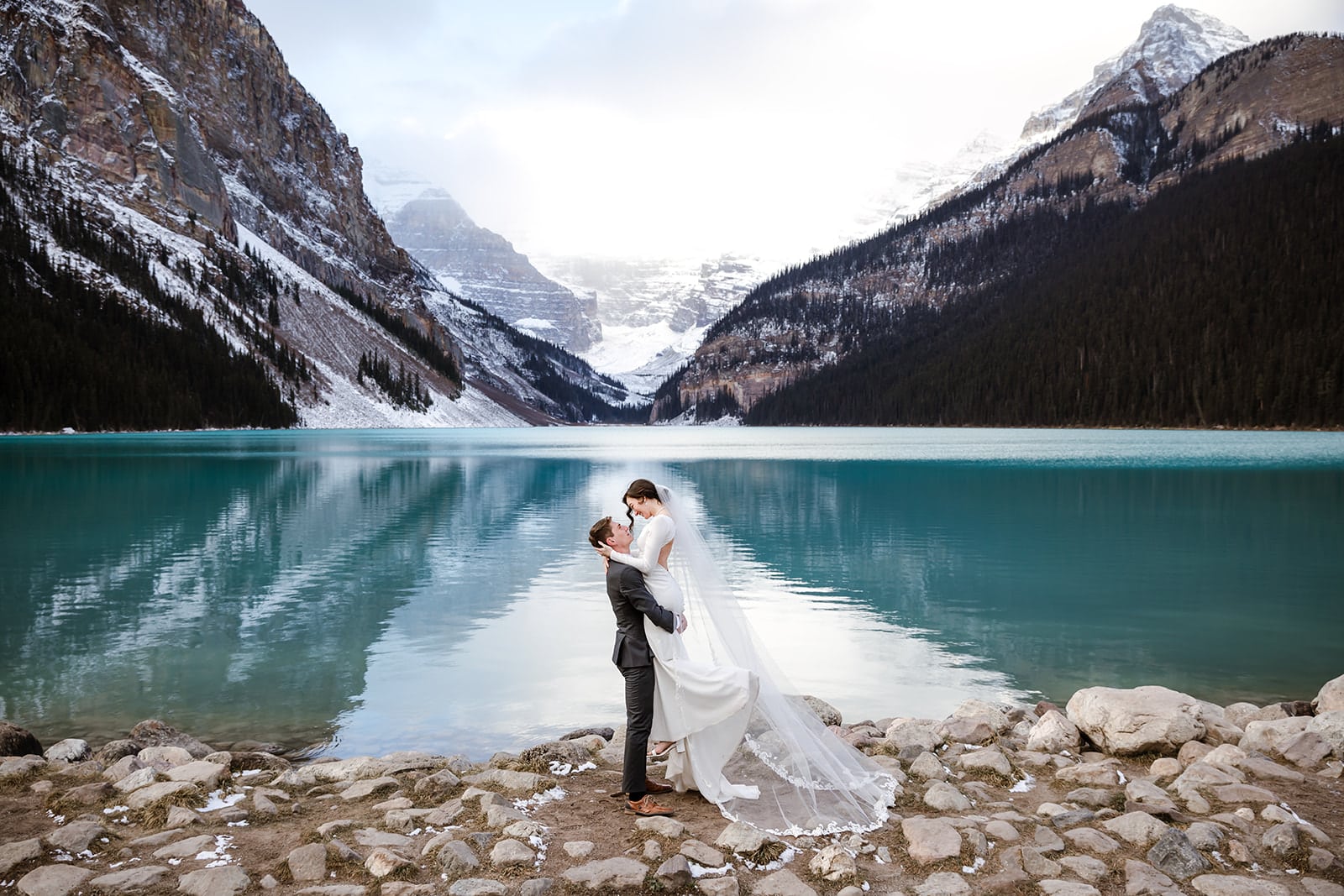Best Places to Elope in Banff National Park - 14 Outdoor Wedding ...